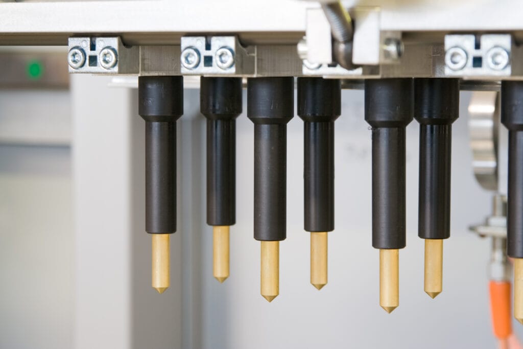 final assembly of lead-acid batteries