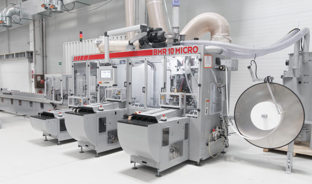 Assembly equipment for motorcycle battery