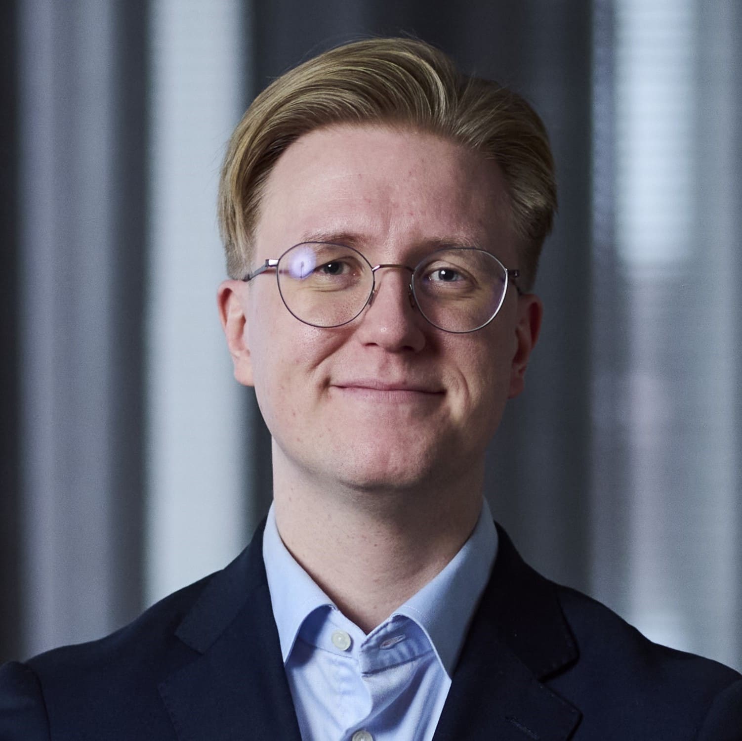 Finden Sie den richtigen Kontakt