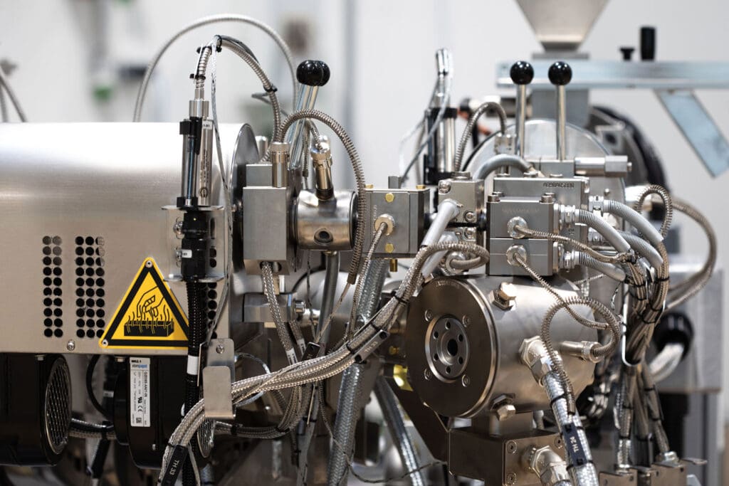 Extrusion crossheads for cable & wire production