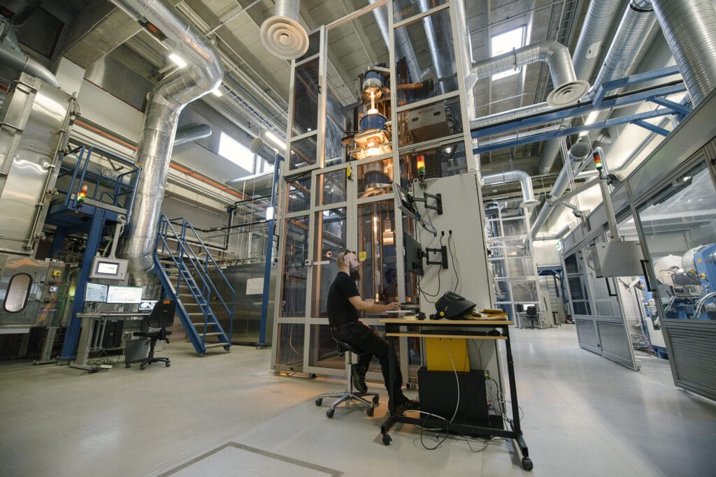 Technology Center & Lab - Rosendahl Nextrom