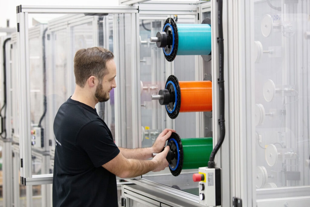 Secondary coating line for single / dual layer or jelly / dry tube ...