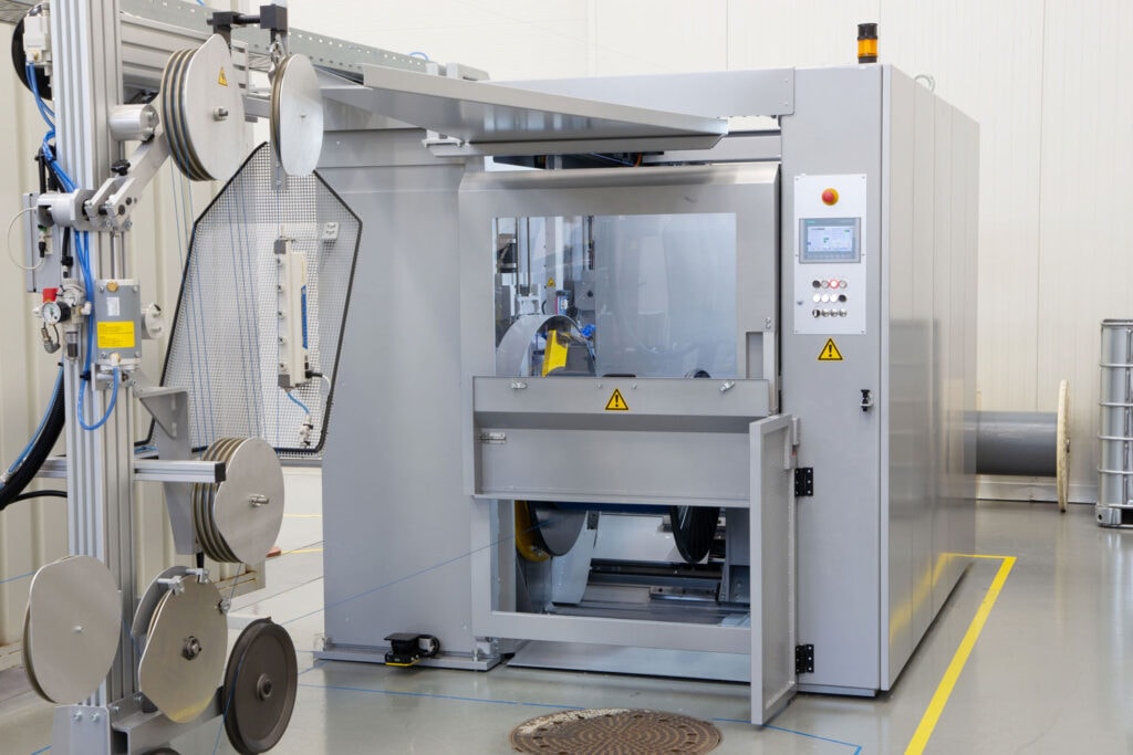 machines for fiber optical cable production - Rosendahl Nextrom
