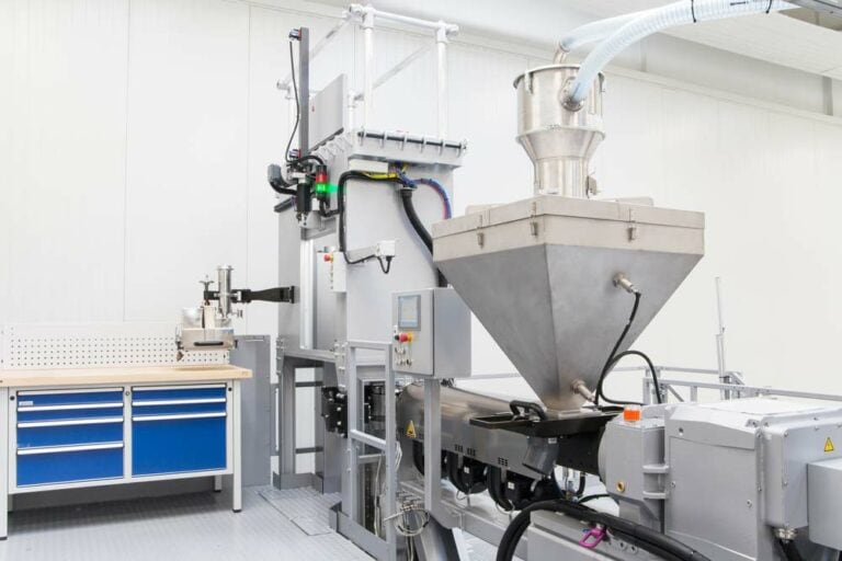 Machines for the production of shock tubes & blasting wires - Rosendahl ...